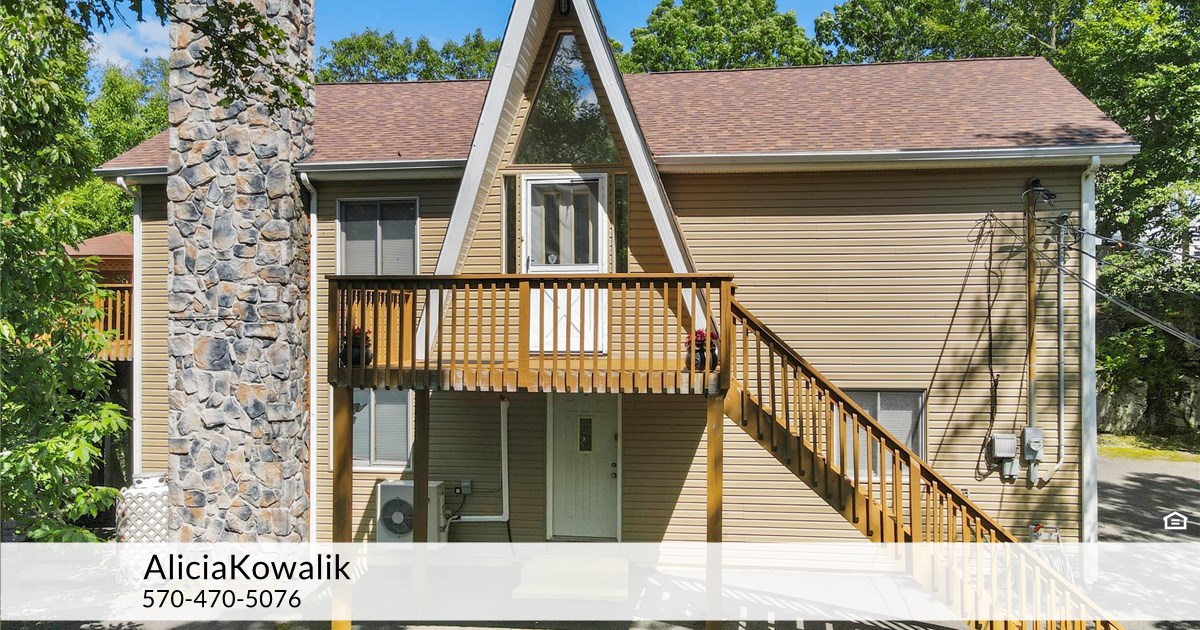 149 Candlewick Way, Lackawaxen, PA 18435