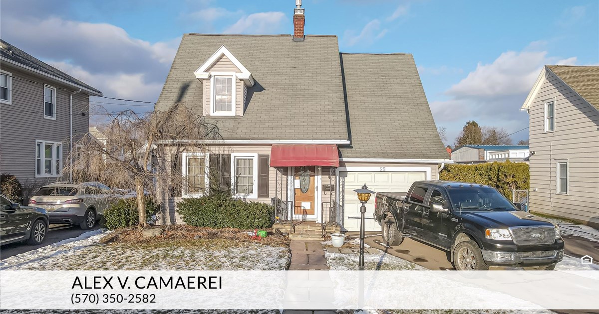 25 Dana St, Forty Fort, PA 18704